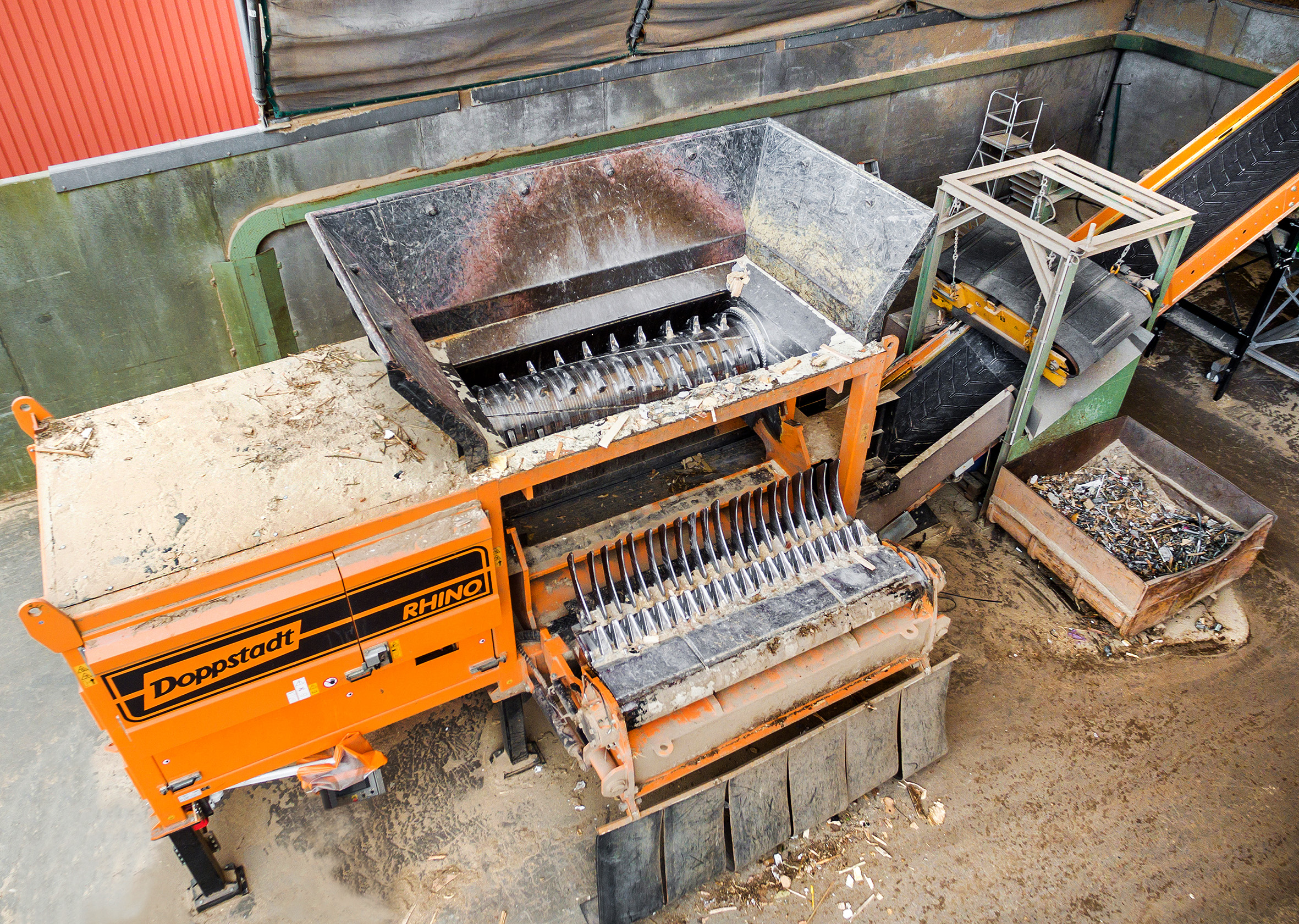 Professionell Demolering - DW 308 Rhino – Eldriven kraftfull kross