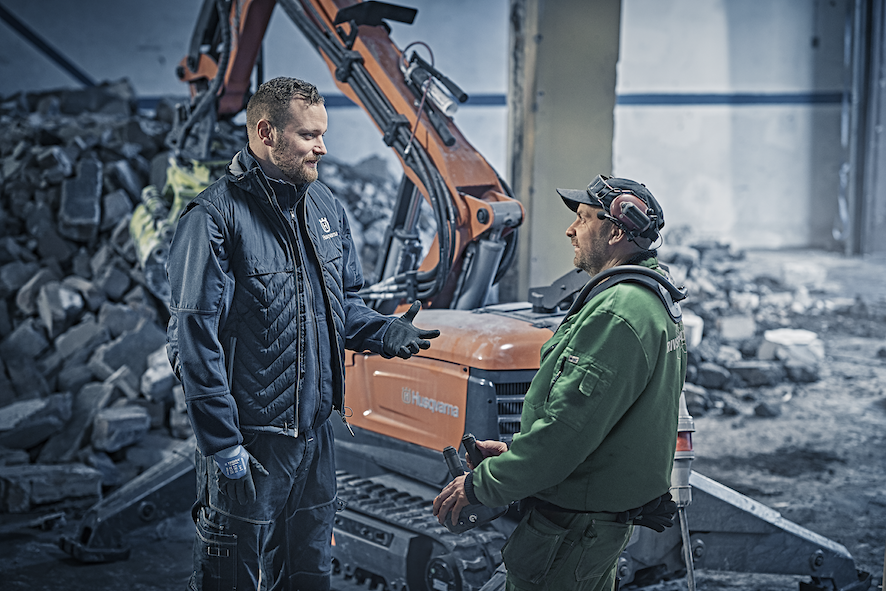 Professionell Demolering - De nya demoleringsmaskinerna från Husqvarna